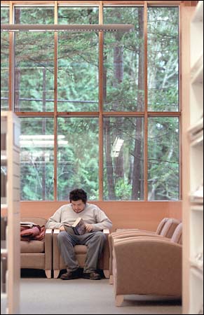 Maple Valley's new library connects to its environment