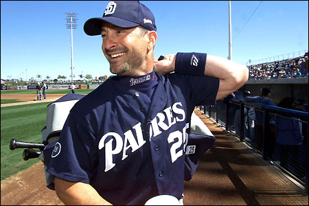 Mariners Notebook: Lampkin learns to accept trade