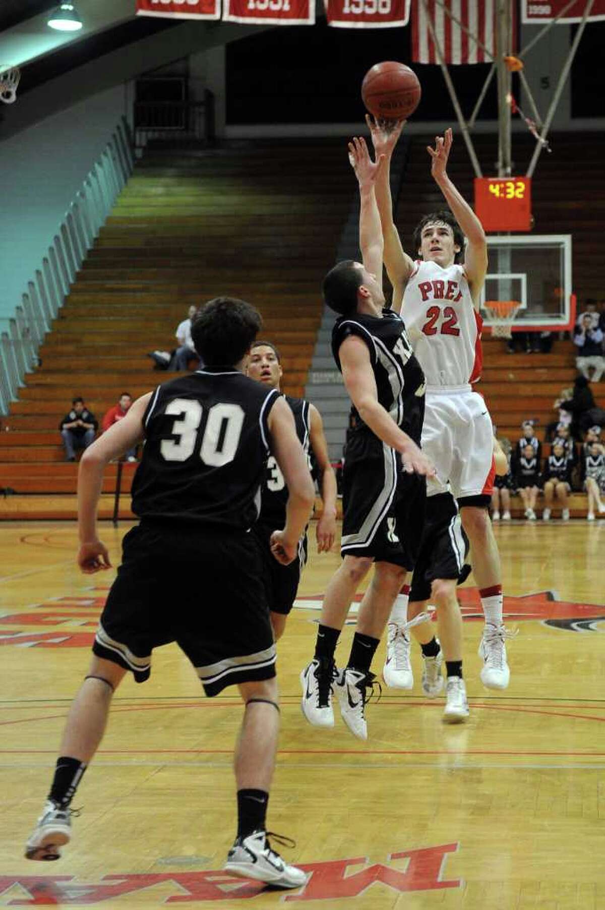 Fairfield Prep advances to Class LL boys basketball semifinals