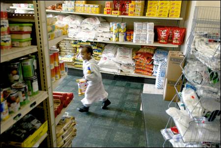 Somali merchant waits and hopes