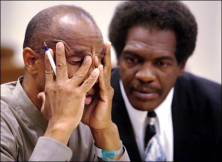 Garrett back in court, gets his delay