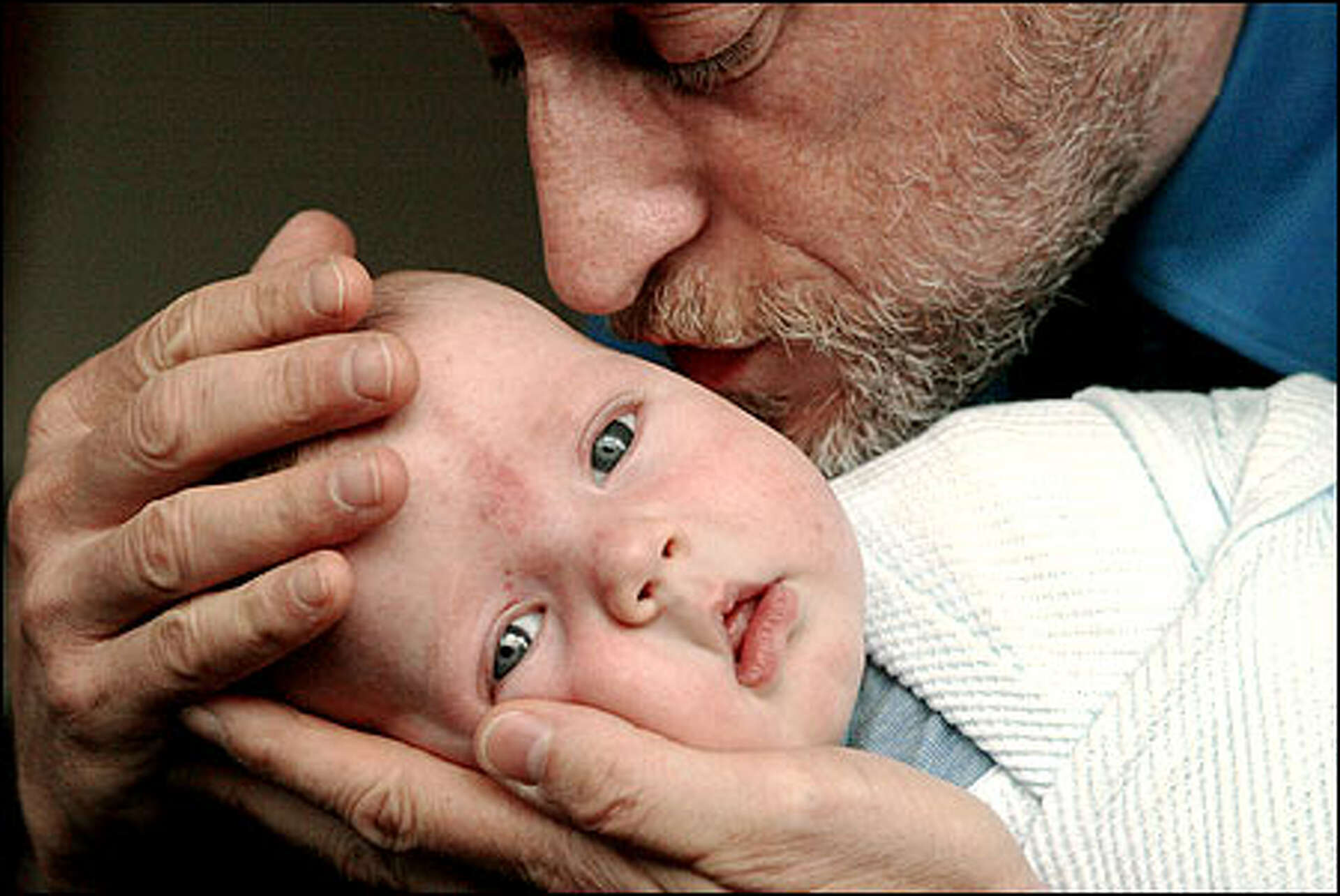Shhh.... UCLA pediatrician develops the 'Cuddle Cure' to calm colicky ...