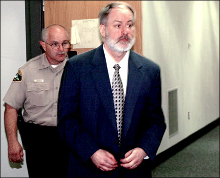 Prosecutors vow to 'unmask' Yates