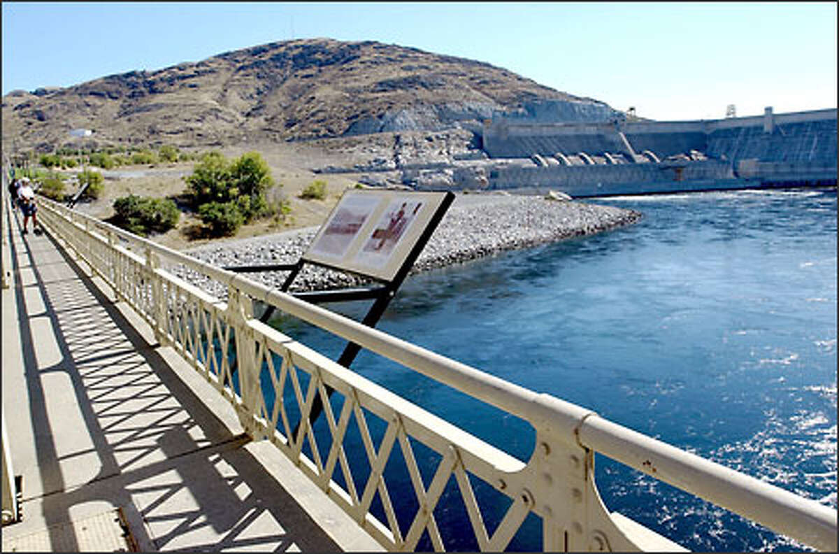 Short Trips: Take a step back to take in a concrete wonder