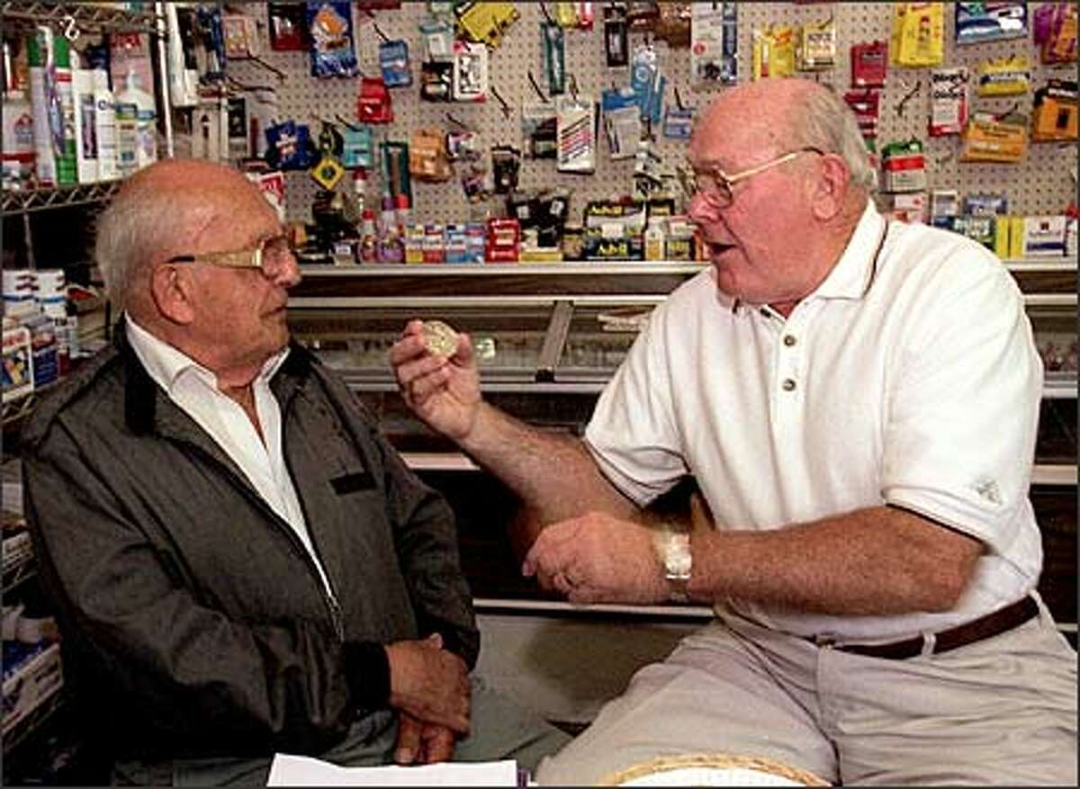 Northwest boxing figure George Chemeres dies at 87