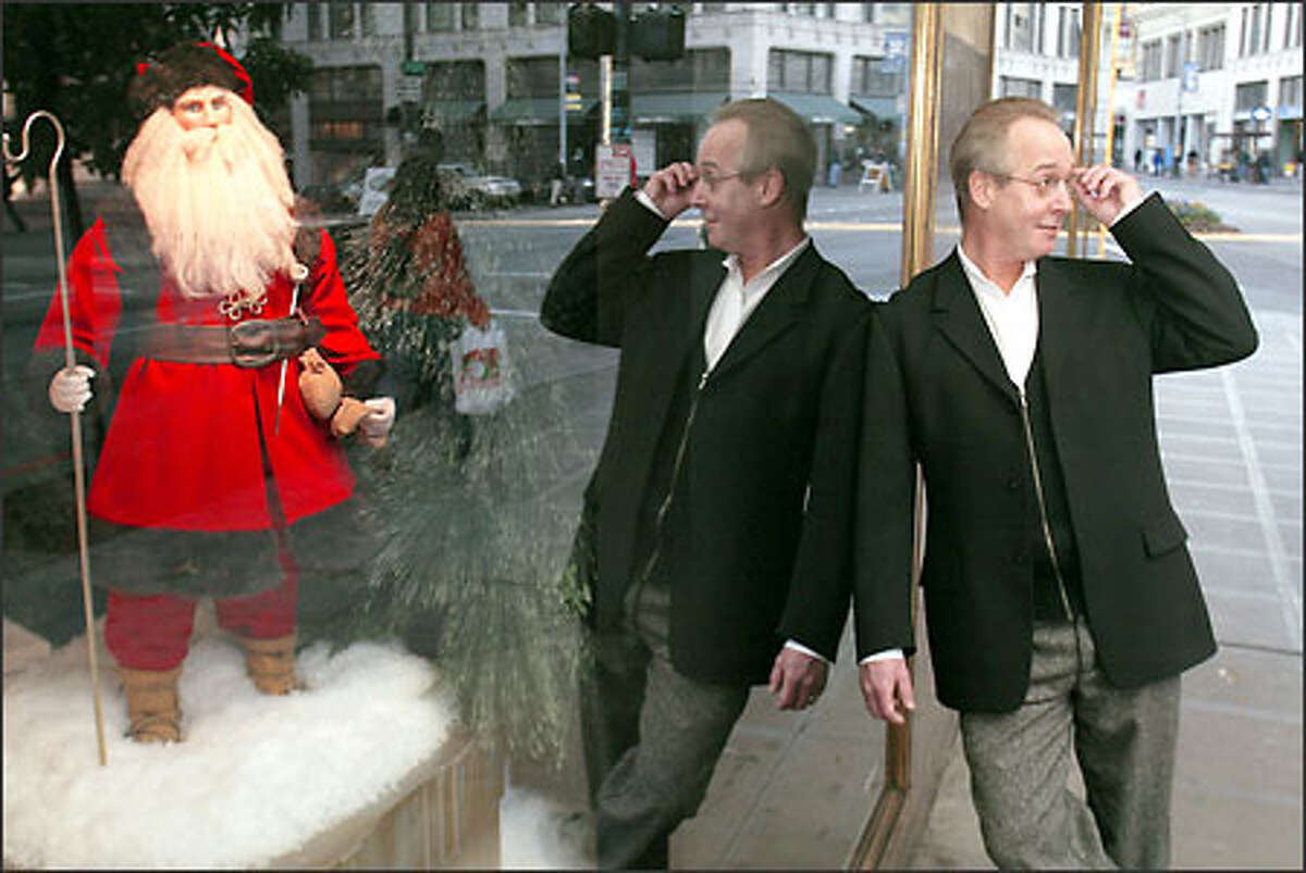 Department stores go all out on Christmas displays