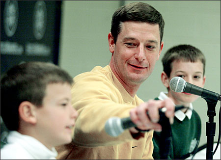 Moyer's return to Mariners about much more than money