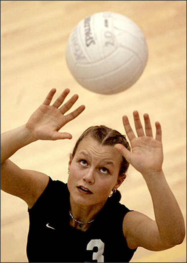 Volleyball MVP Courtney Thompson: Smashing success - seattlepi.com