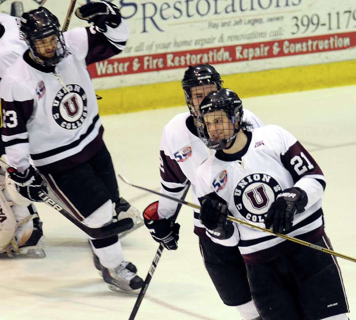 Union lets lead slip