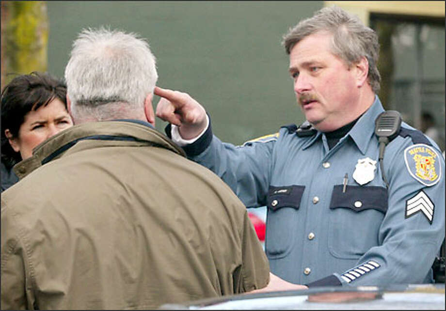 Man, 23, killed in afternoon shooting - seattlepi.com