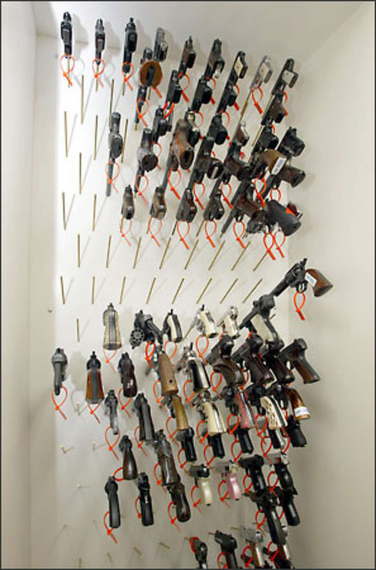 New crime lab has it all -- except scientists