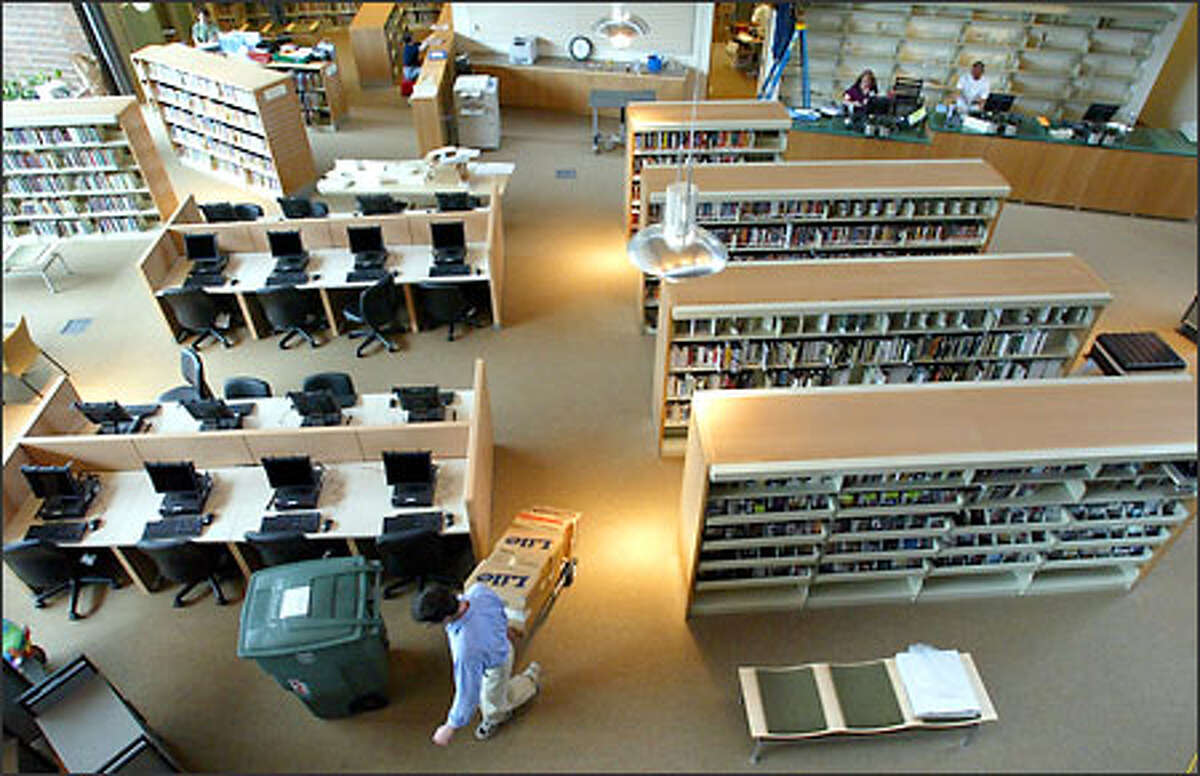 Capitol Hill branch library turns a new page