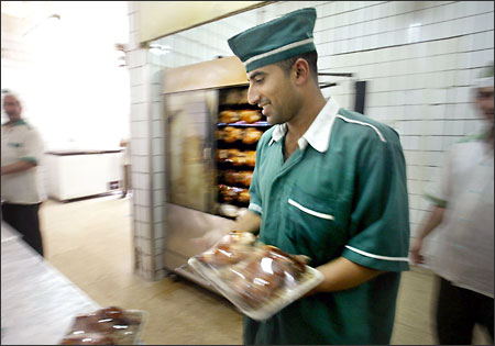 Voices from Iraq: Fauk Tudak, restaurant worker/student
