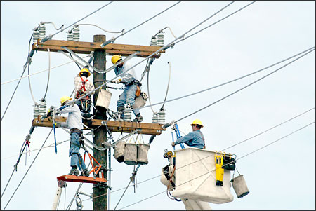 Nucor Steel asks City Light to help reduce power costs