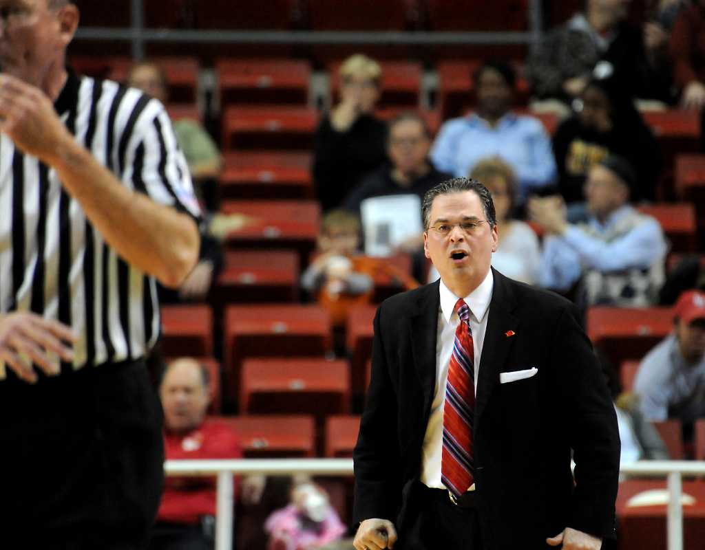 Roccaforte out as Lamar men's basketball coach