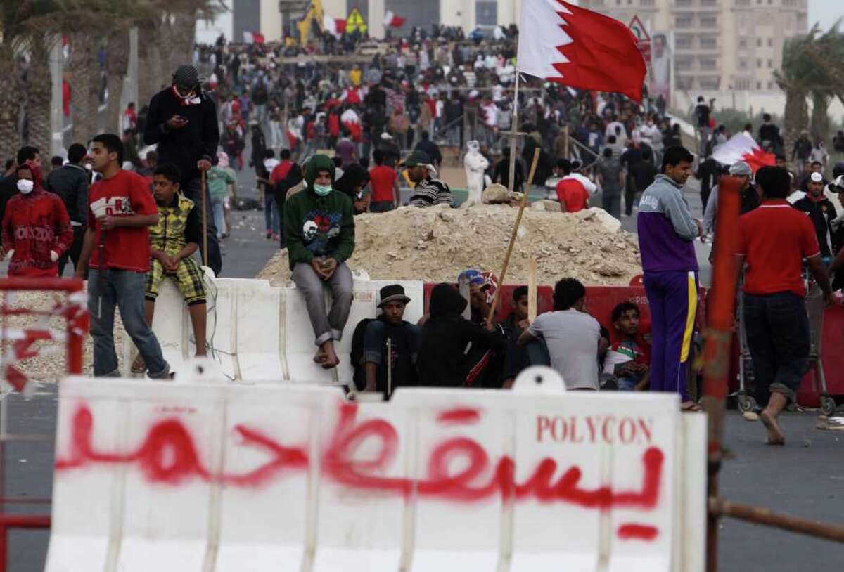 Saudi-led force enters Bahrain