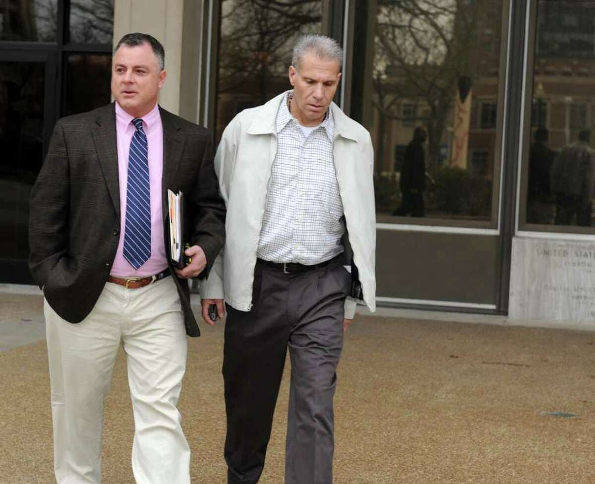 Feds say Brookfield man was part of drug ring