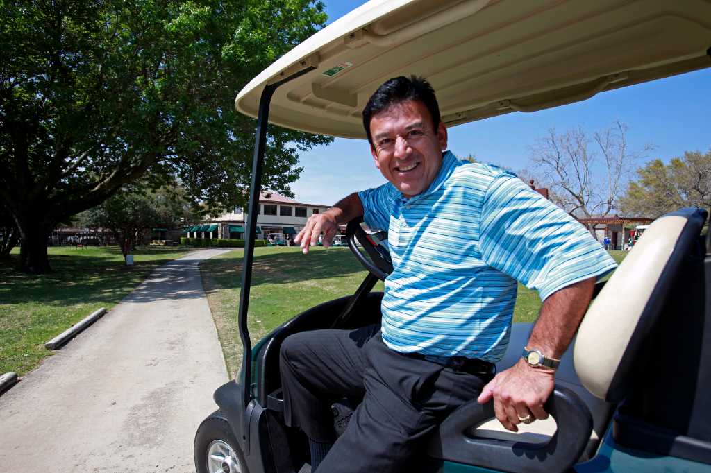 Garcia taking a swing at city's golf triple crown