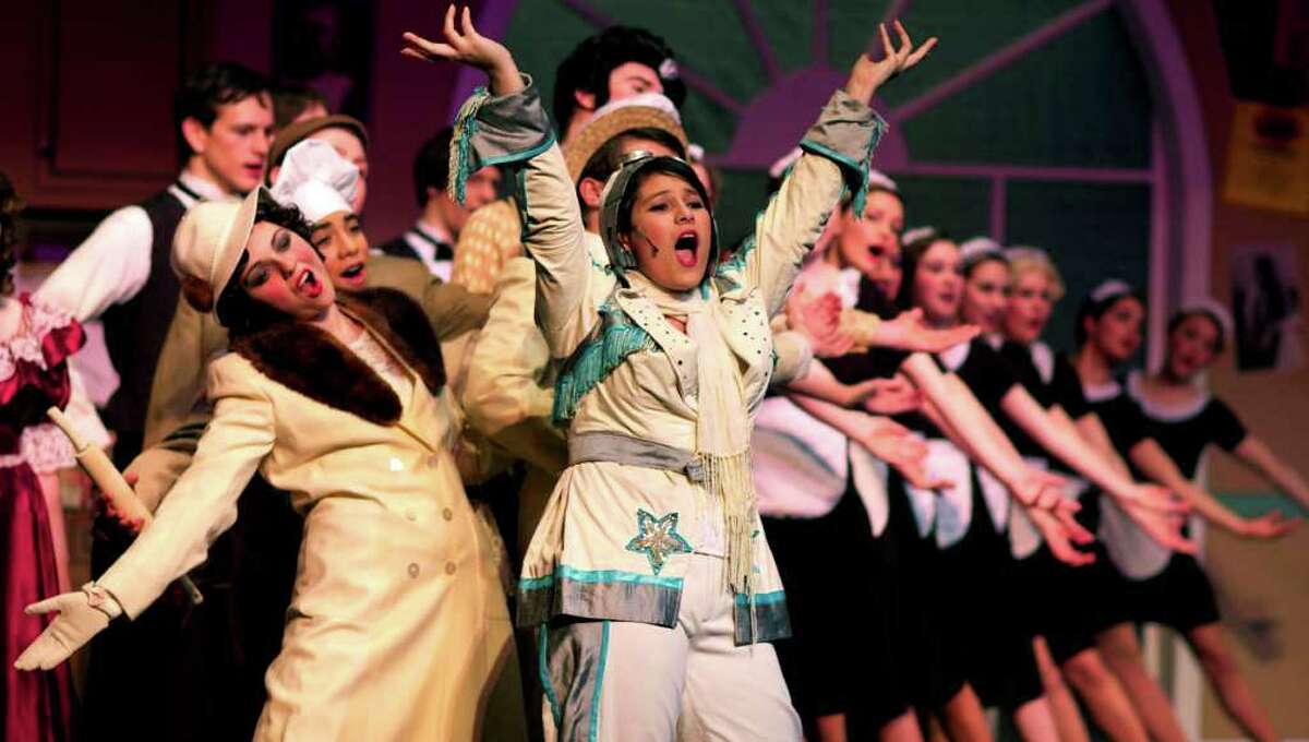 'The Drowsy Chaperone' comes alive at NMHS