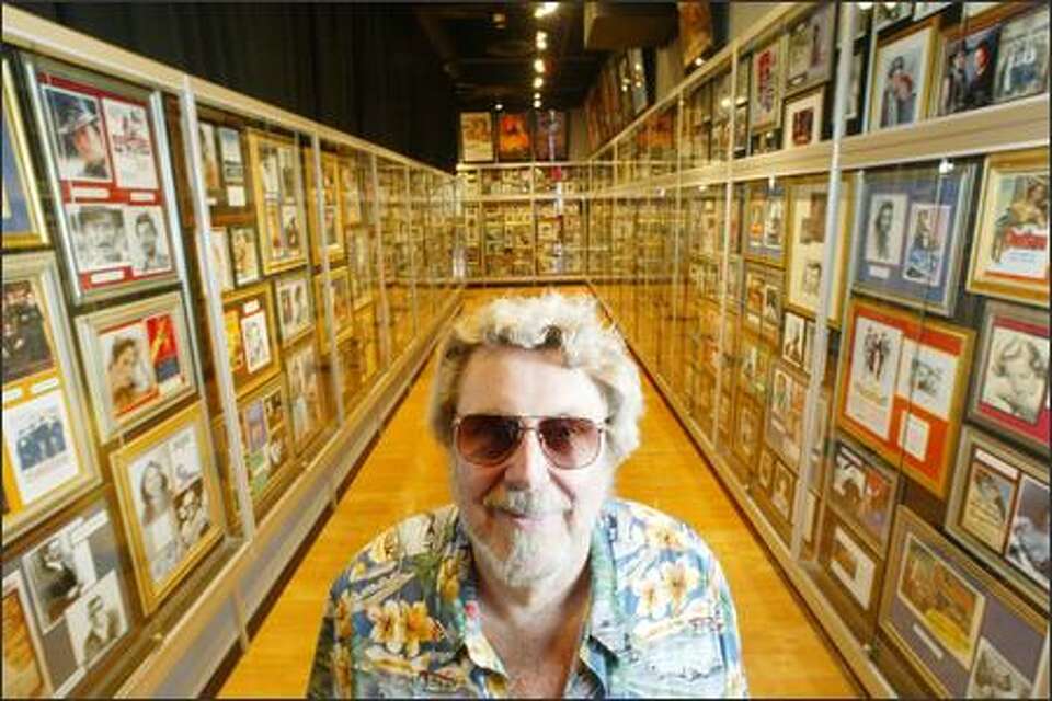 From Elvis to Britney, autograph collector shares his lifelong hobby