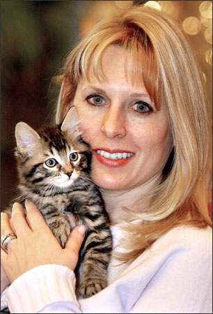 Texas woman pays $50,000 for clone of pet cat