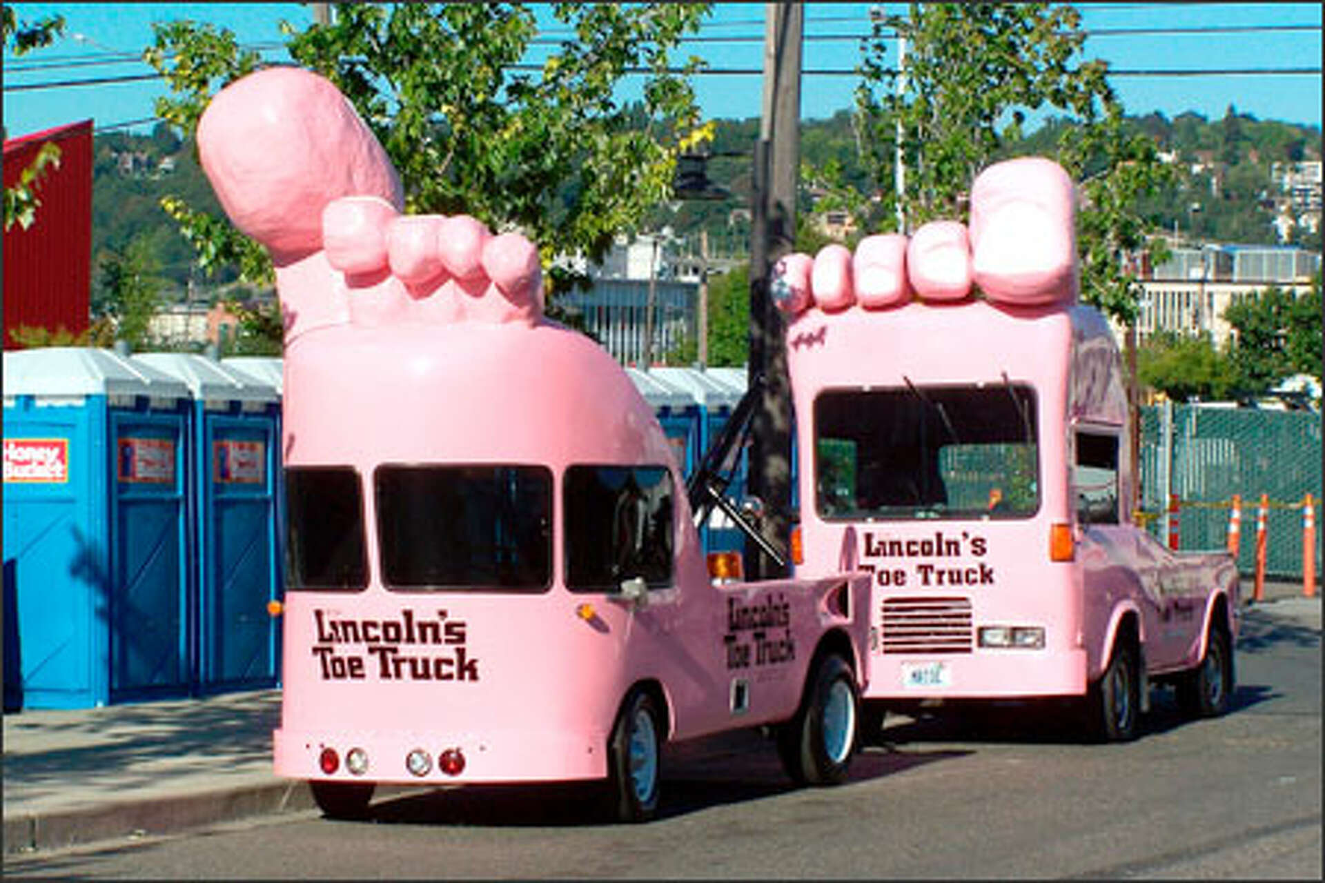 Quid pro toe: Truck, Bon signs to get a new life at MOHAI