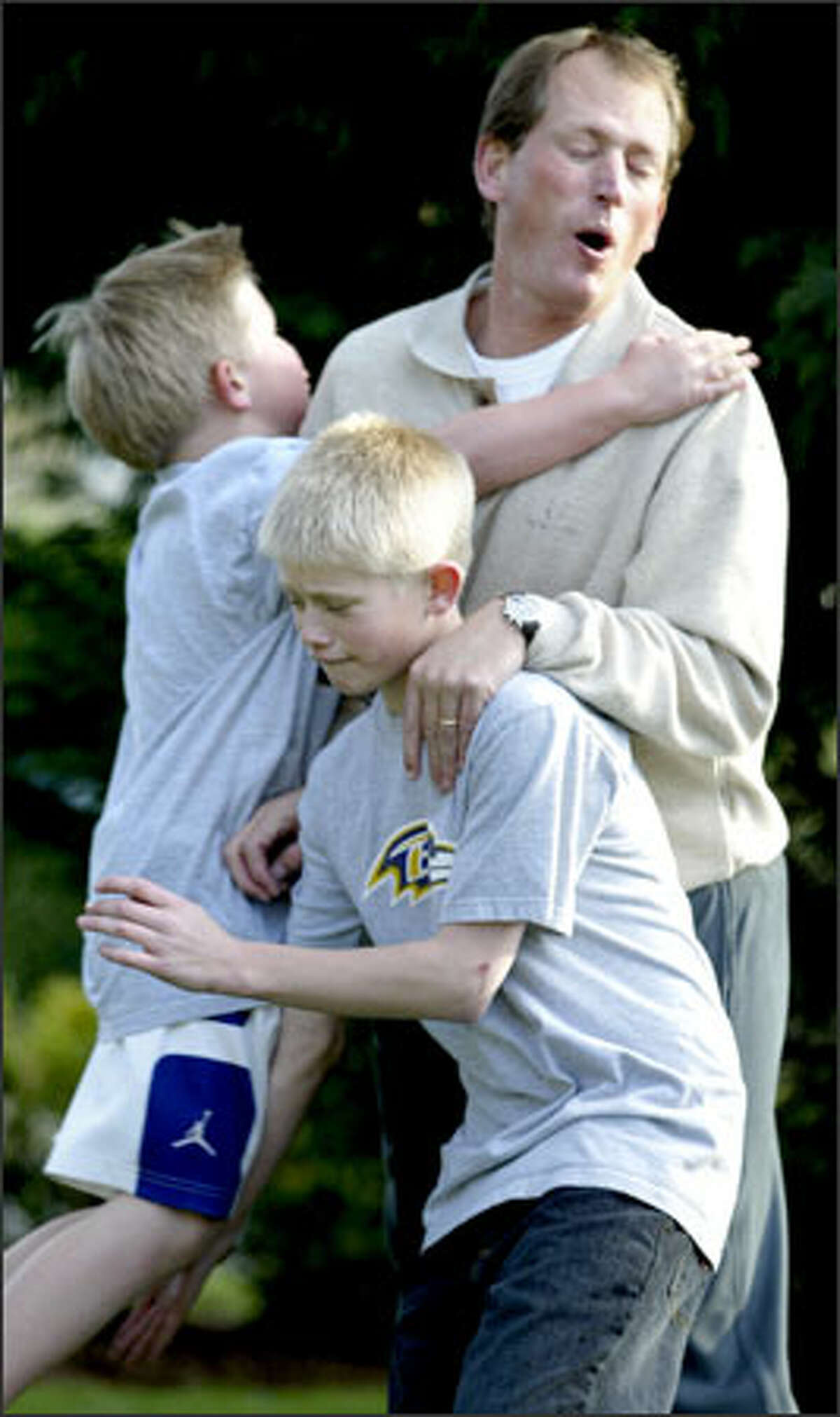 Neuheisel, UW settle