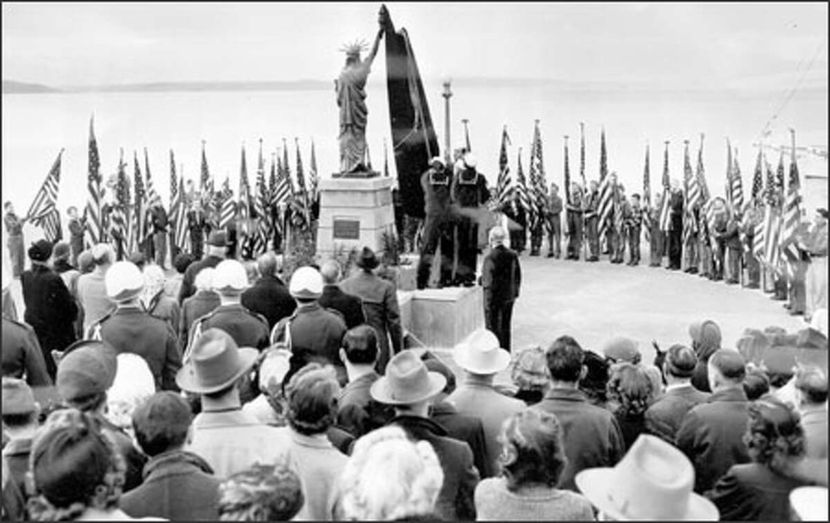 Sea Scout leader recalls unveiling of Alki's Lady Liberty