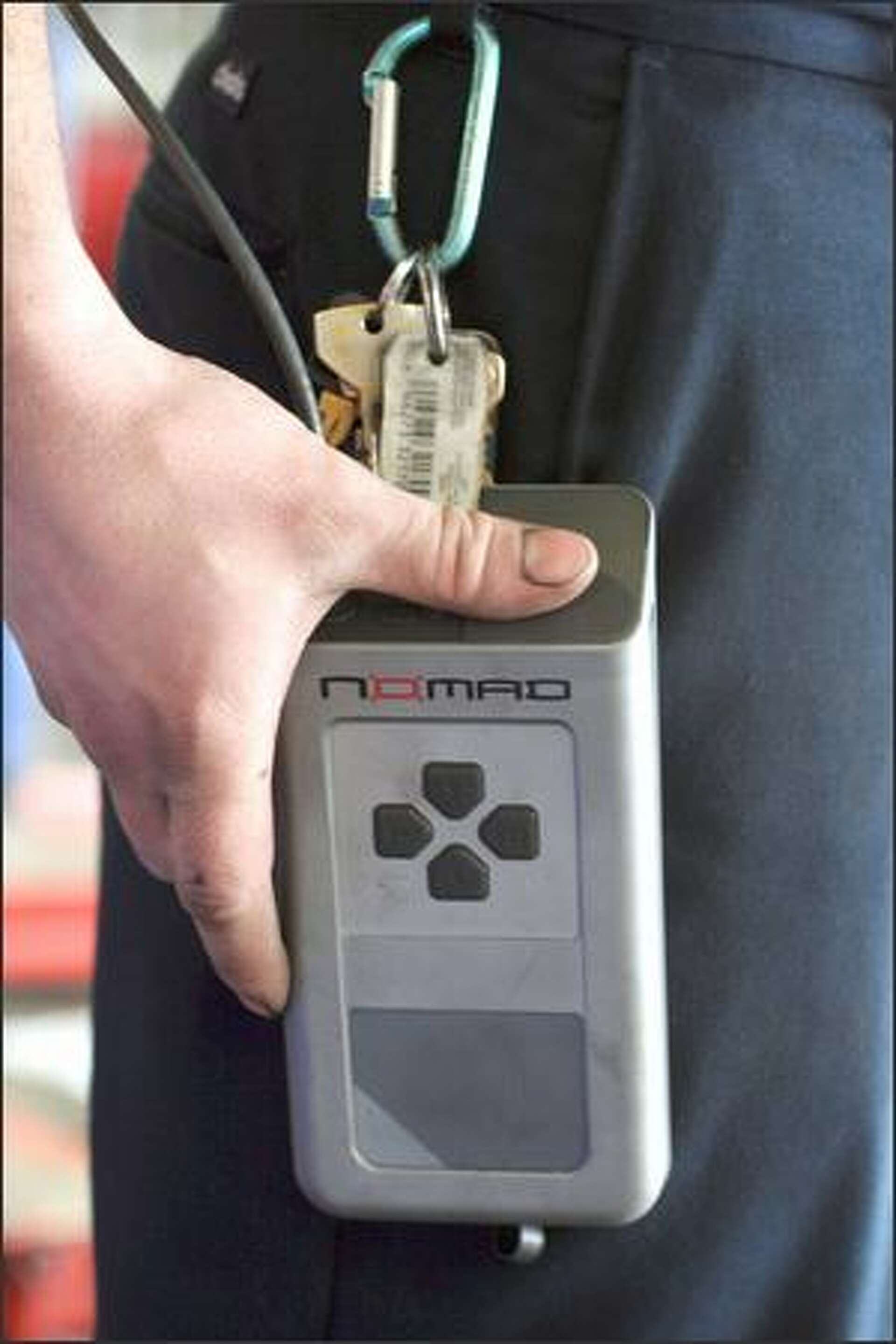 Bringing data to your eye: Device may put 'dashboard' on windshields soon