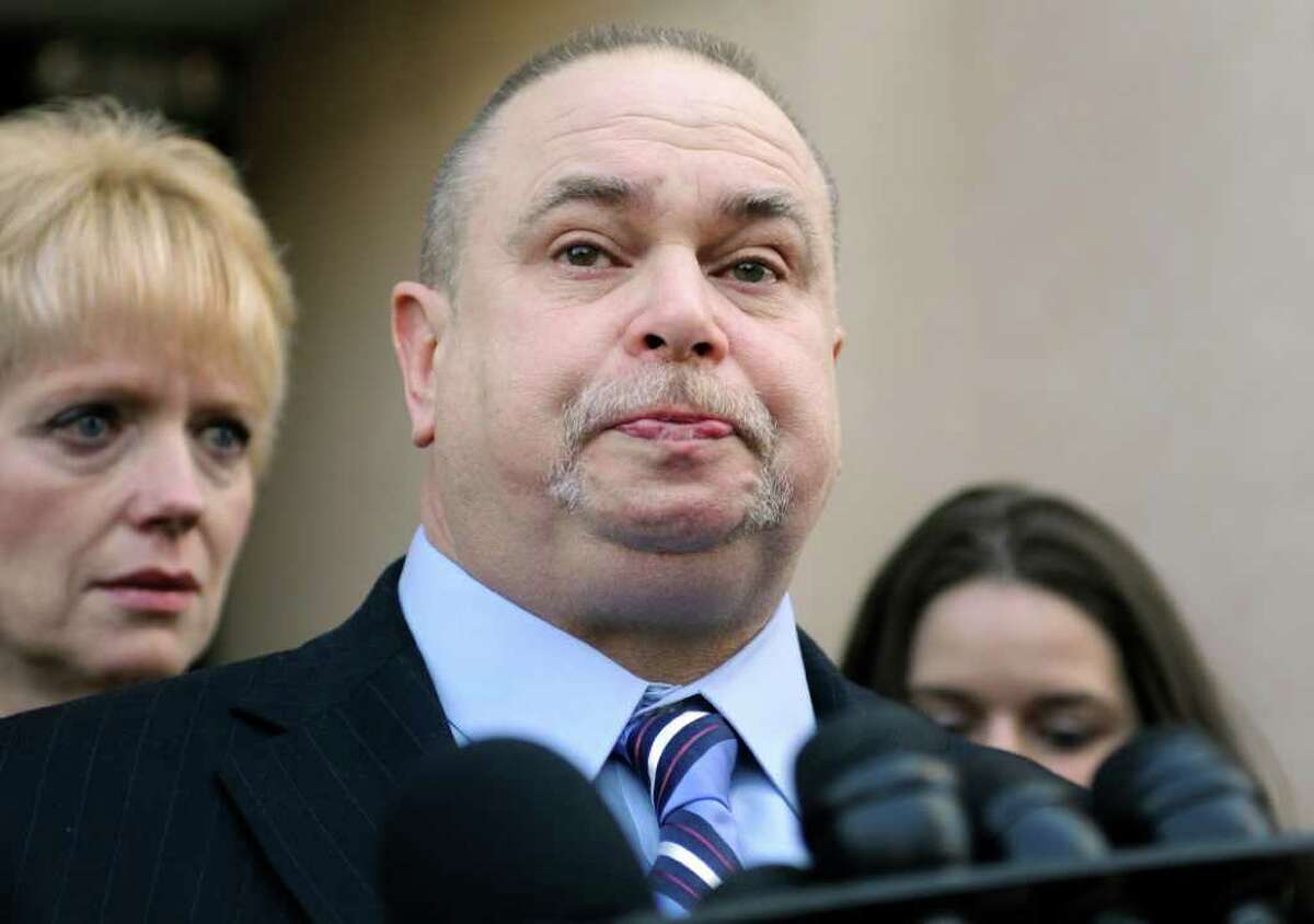 Yale U. lab tech admits killing grad student