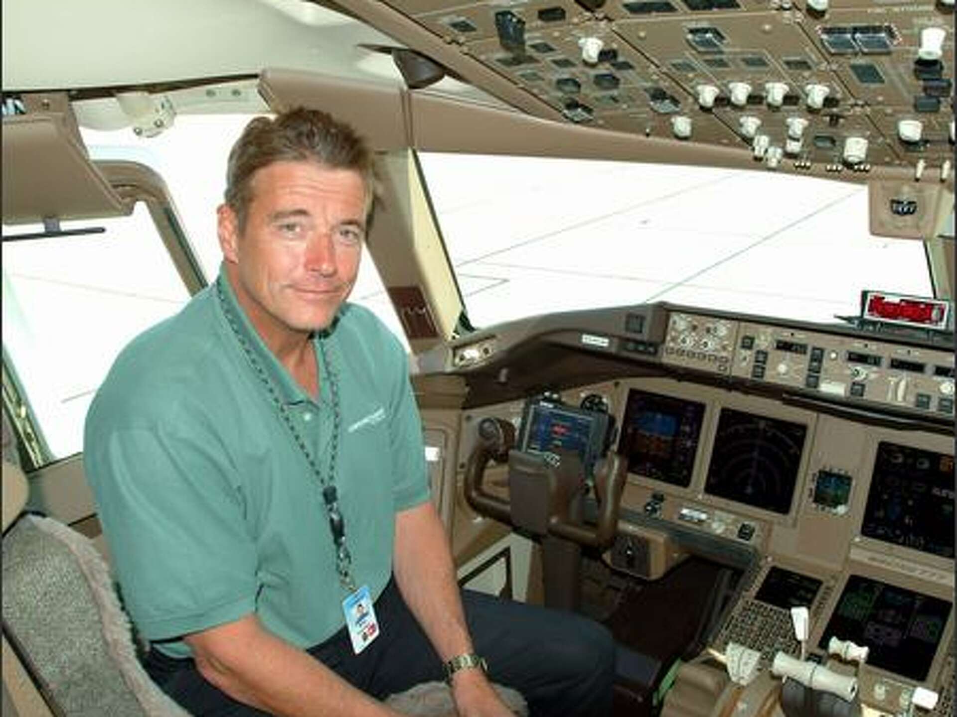 Aerospace Notebook: Boeing's big hopes for its 787 will rest in his hands
