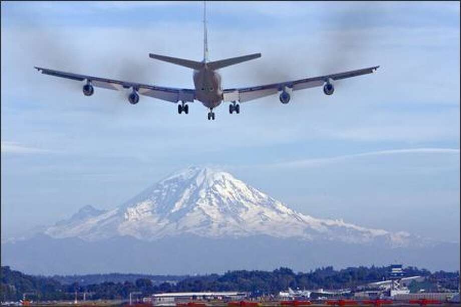 Boeing 7-series parade of planes (7-7-07) - seattlepi.com