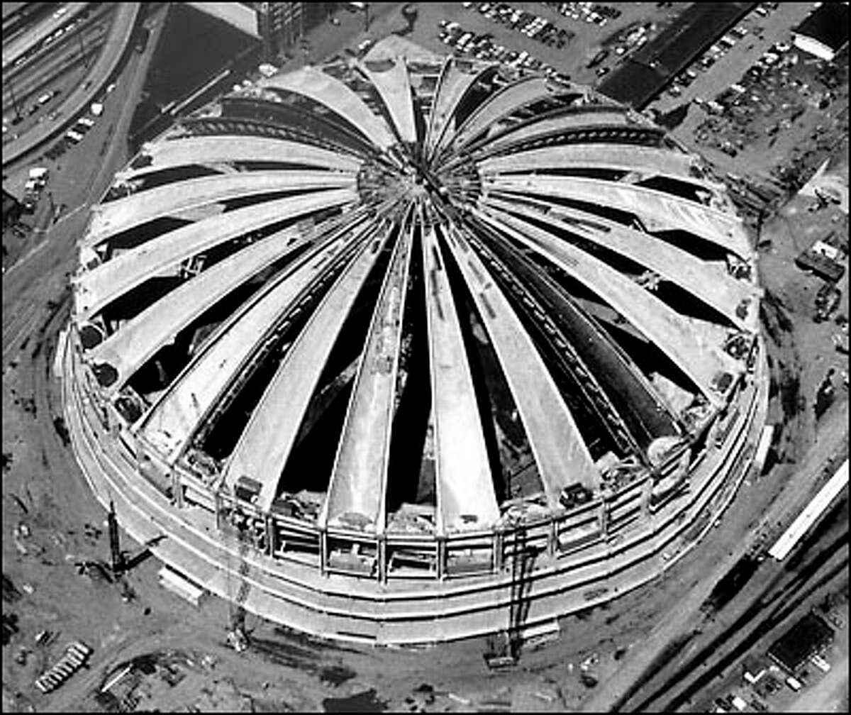 Kingdome History: Construction