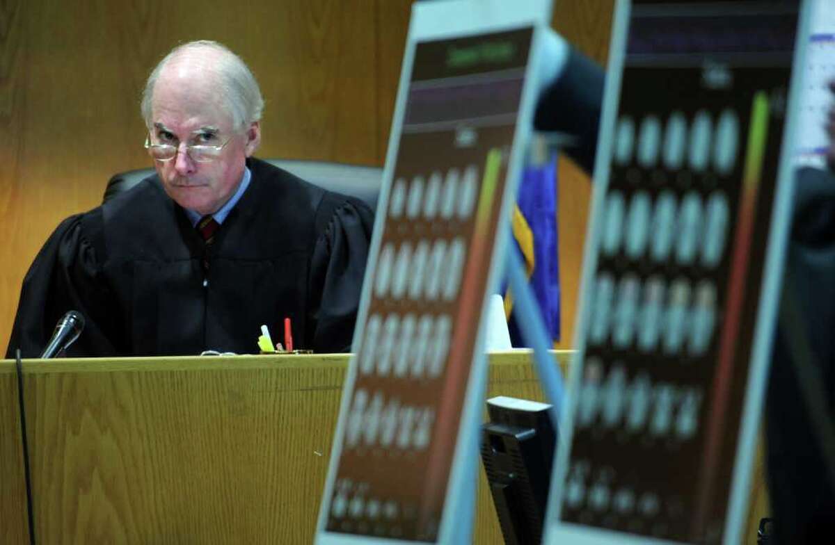 Neurologist: DiMeo's brain 'hums different tune'