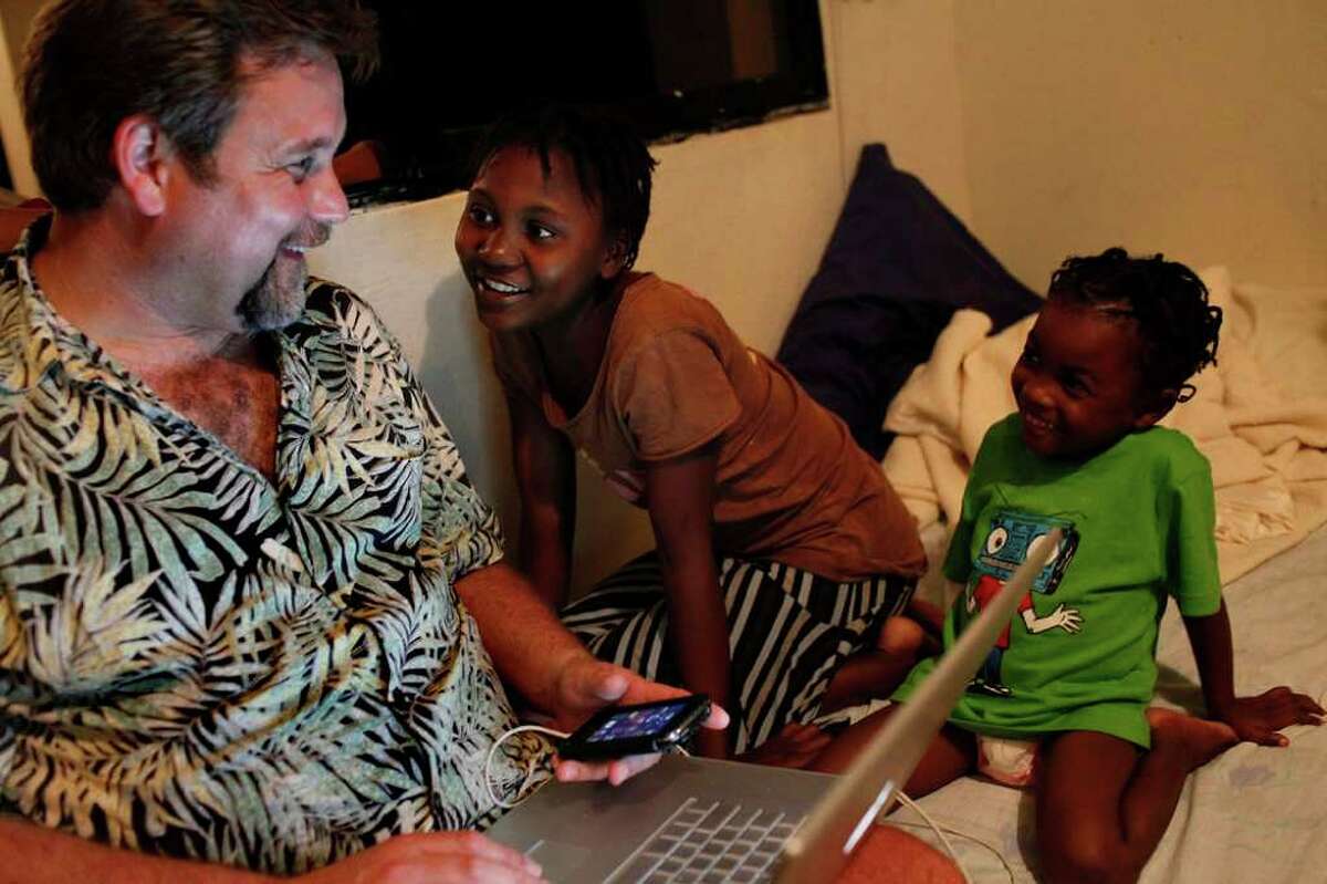 Award honors E-N photographer