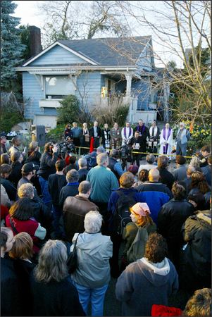 Seattle mourns victims of shooting