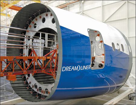 Bubbles in fuselage a hitch in FAA certification for 787