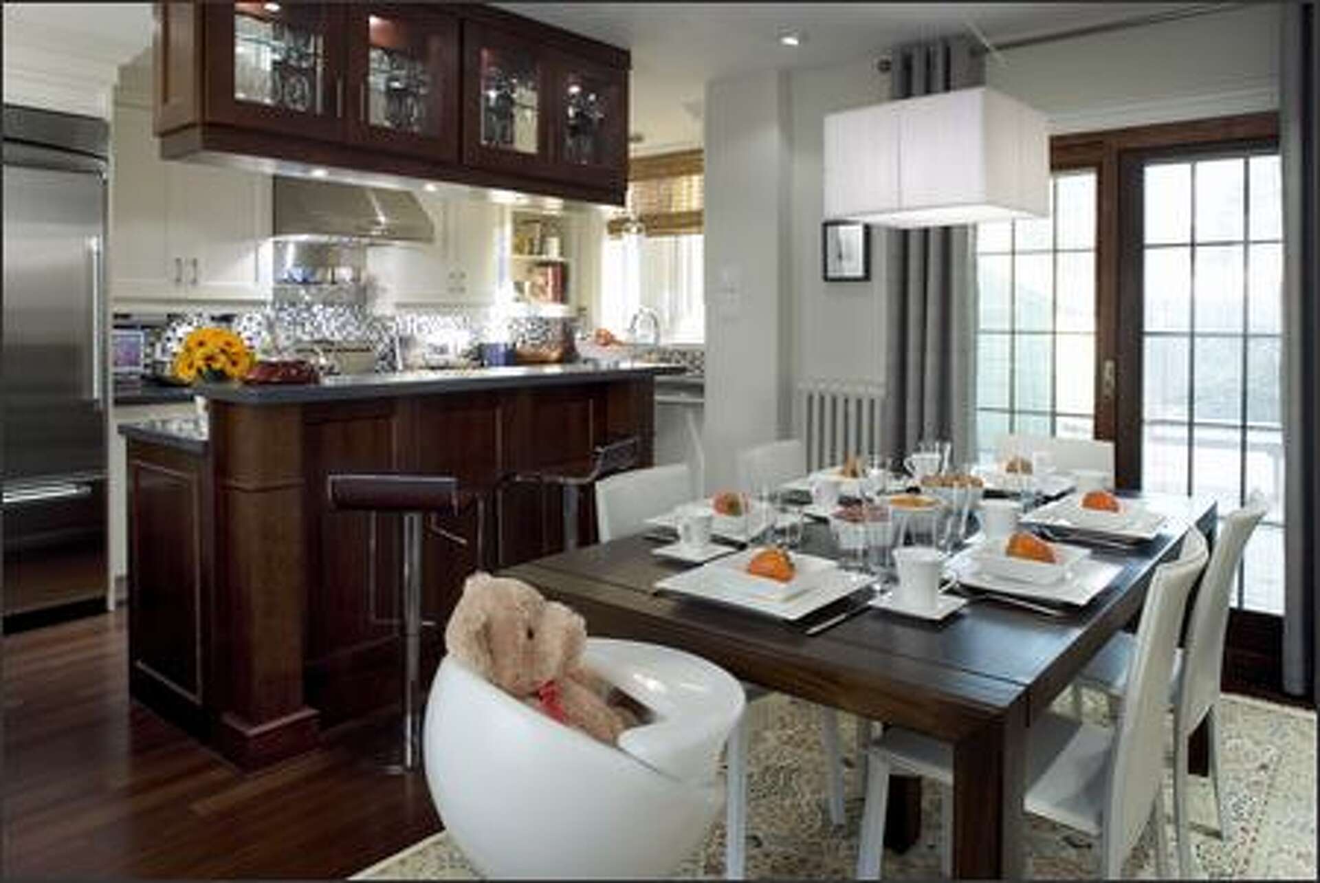 Divine Design: Wall comes down for efficient, open-concept space