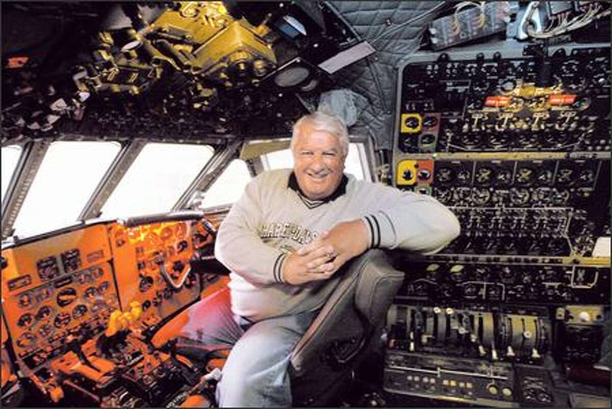 Aerospace Notebook: Plane bound for Museum of Flight