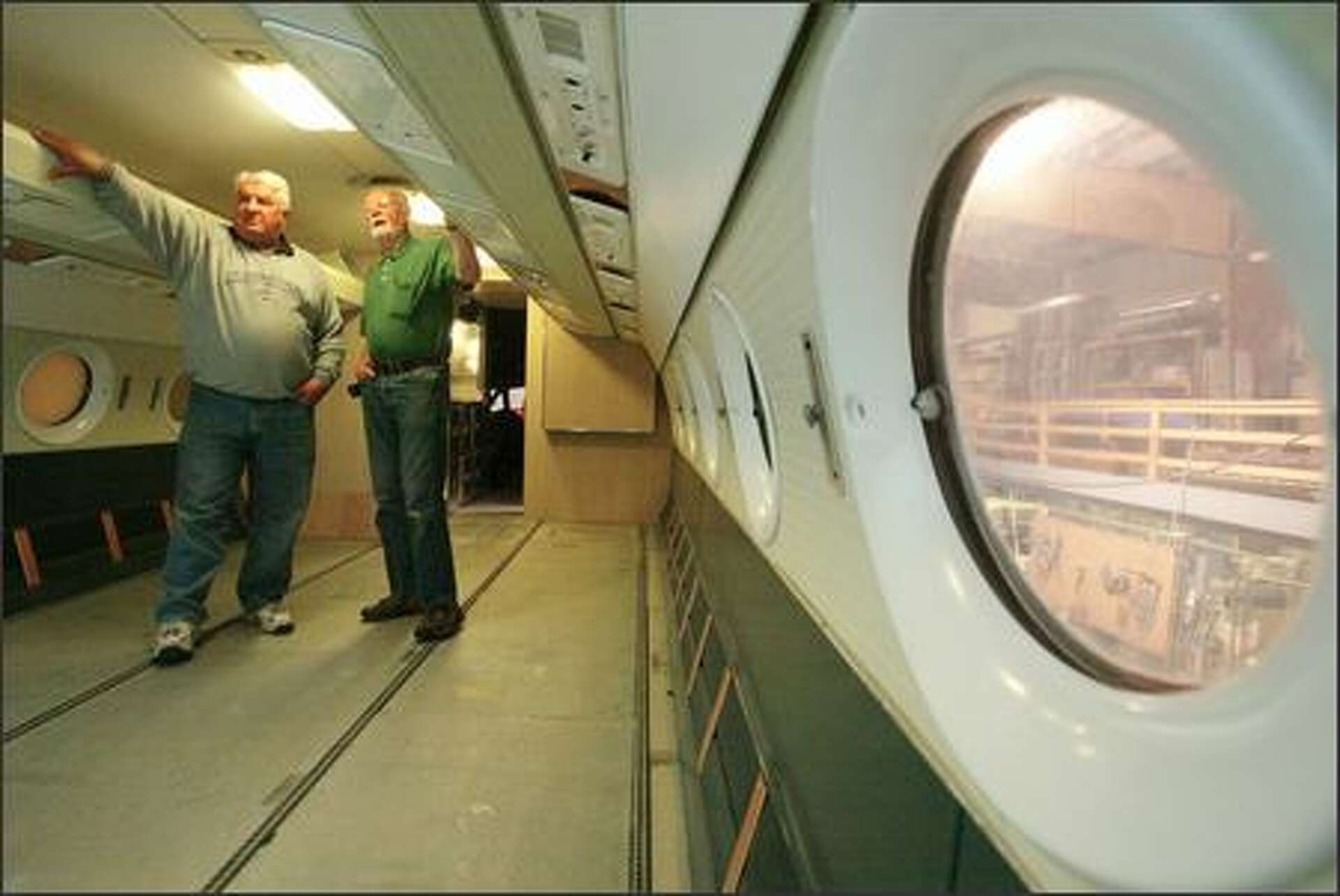 Aerospace Notebook: Plane bound for Museum of Flight