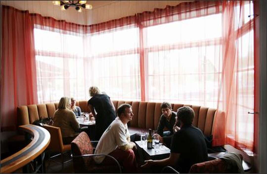 Drinks and food shine equally on Licorous stage