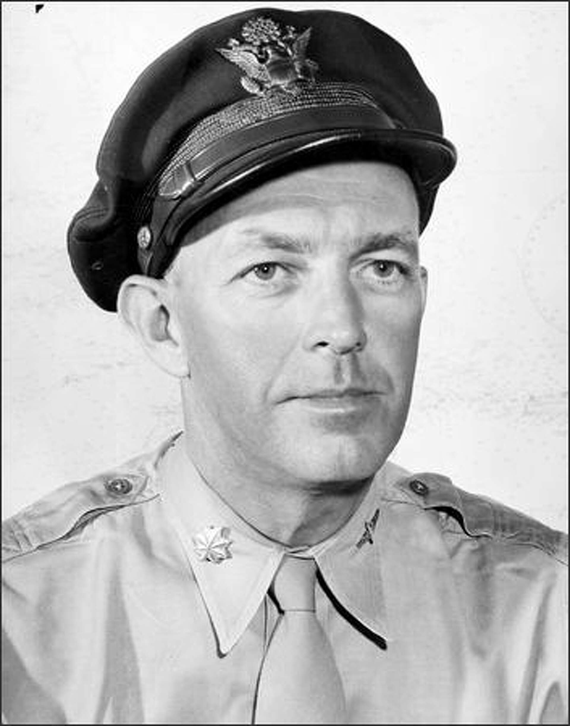 Clayton Scott, 1905-2006: Longtime aviator, Bill Boeing's personal pilot