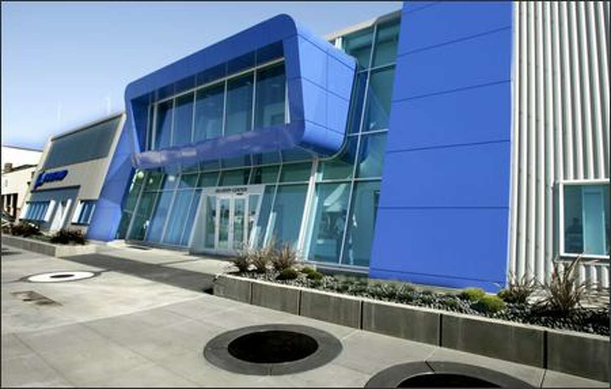 Boeing lets customers pick up planes in style