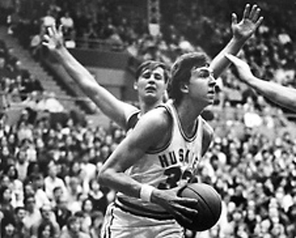 Where Are They Now: Steve Hawes, former UW, NBA basketball player