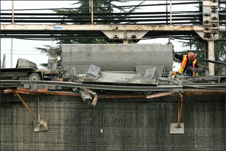 Worker killed in Sound Transit tunnel