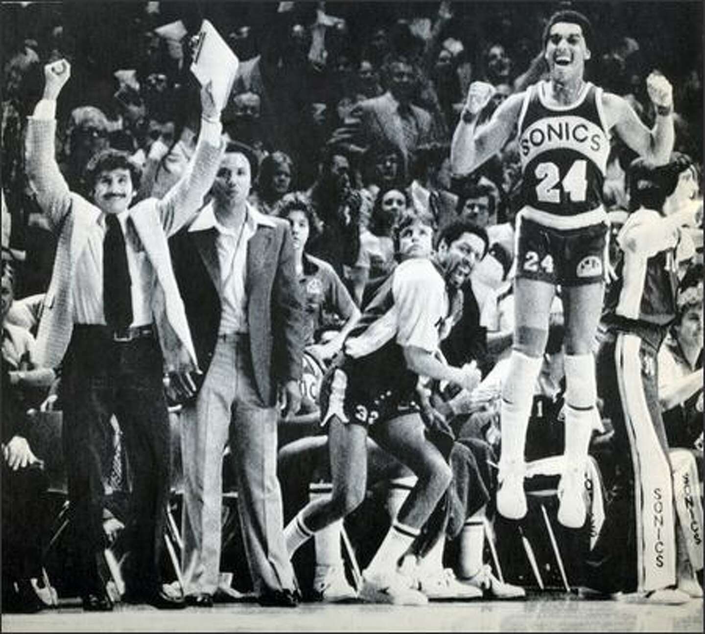 Dennis 'D.J.' Johnson, 1954-2007: NBA star helped Sonics win only title ...