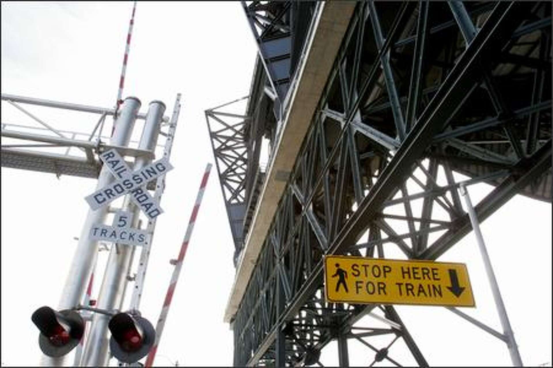 Railroad crossing near Safeco Field made safer for pedestrians