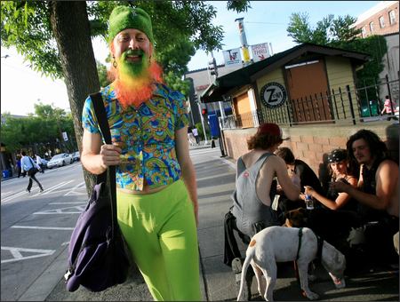 Purple Mark makes his mark on Capitol Hill