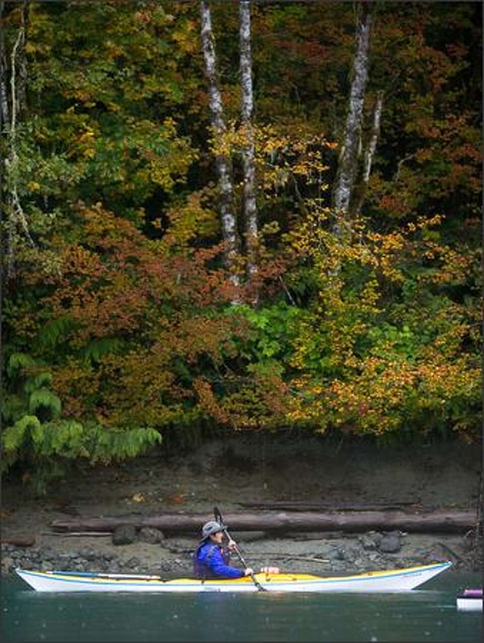 Baker Lake in the off-season is a blissful place to dip your paddle ...