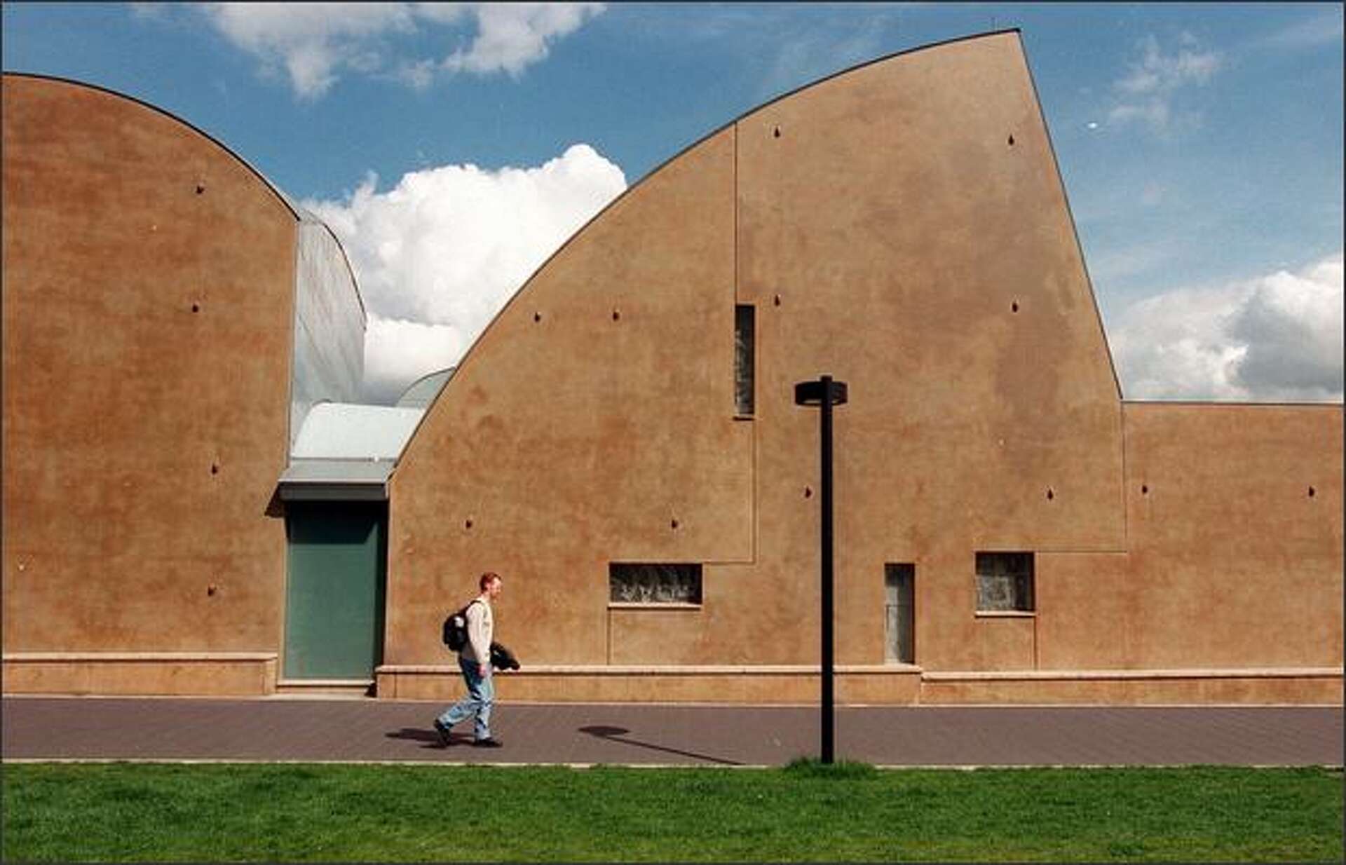 Readers rate the best and ugliest Seattle buildings